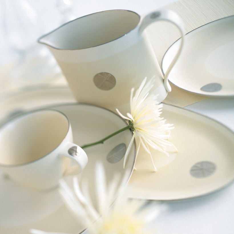 DL Gold/Platinum Dinnerware